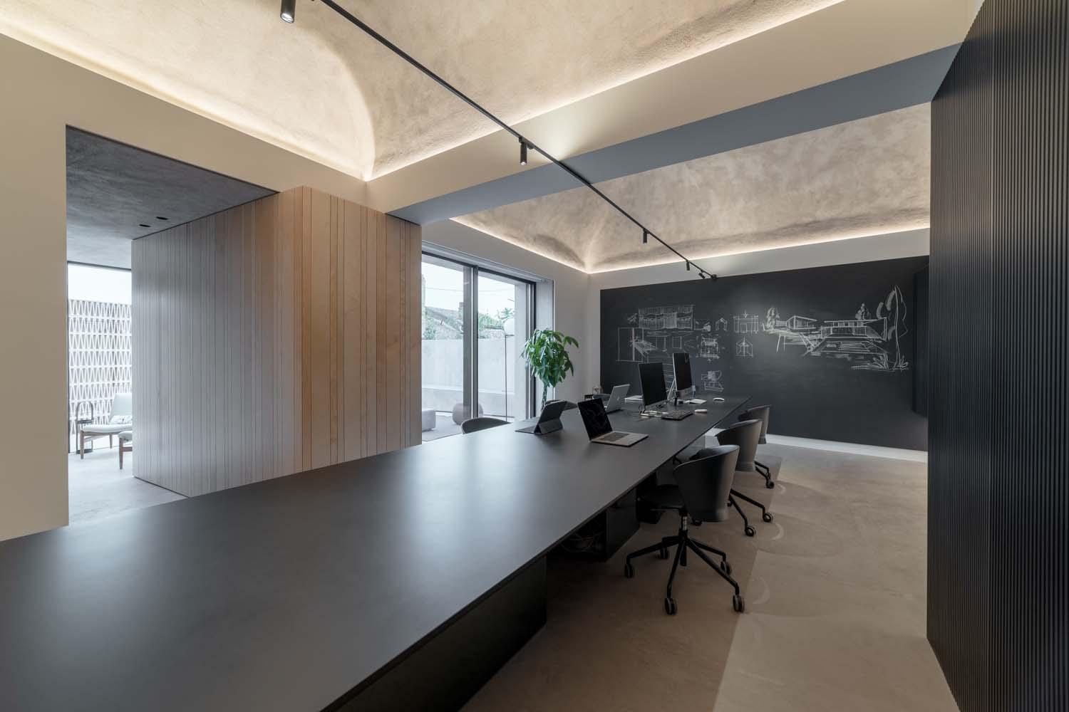 Costa Architetti Headquarters | Lighting Design Projects | Linea Light
